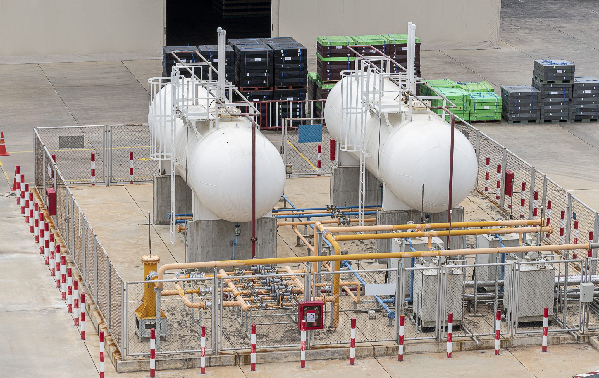 India's LNG Imports Hit Record 27 MT in 2024: Shell